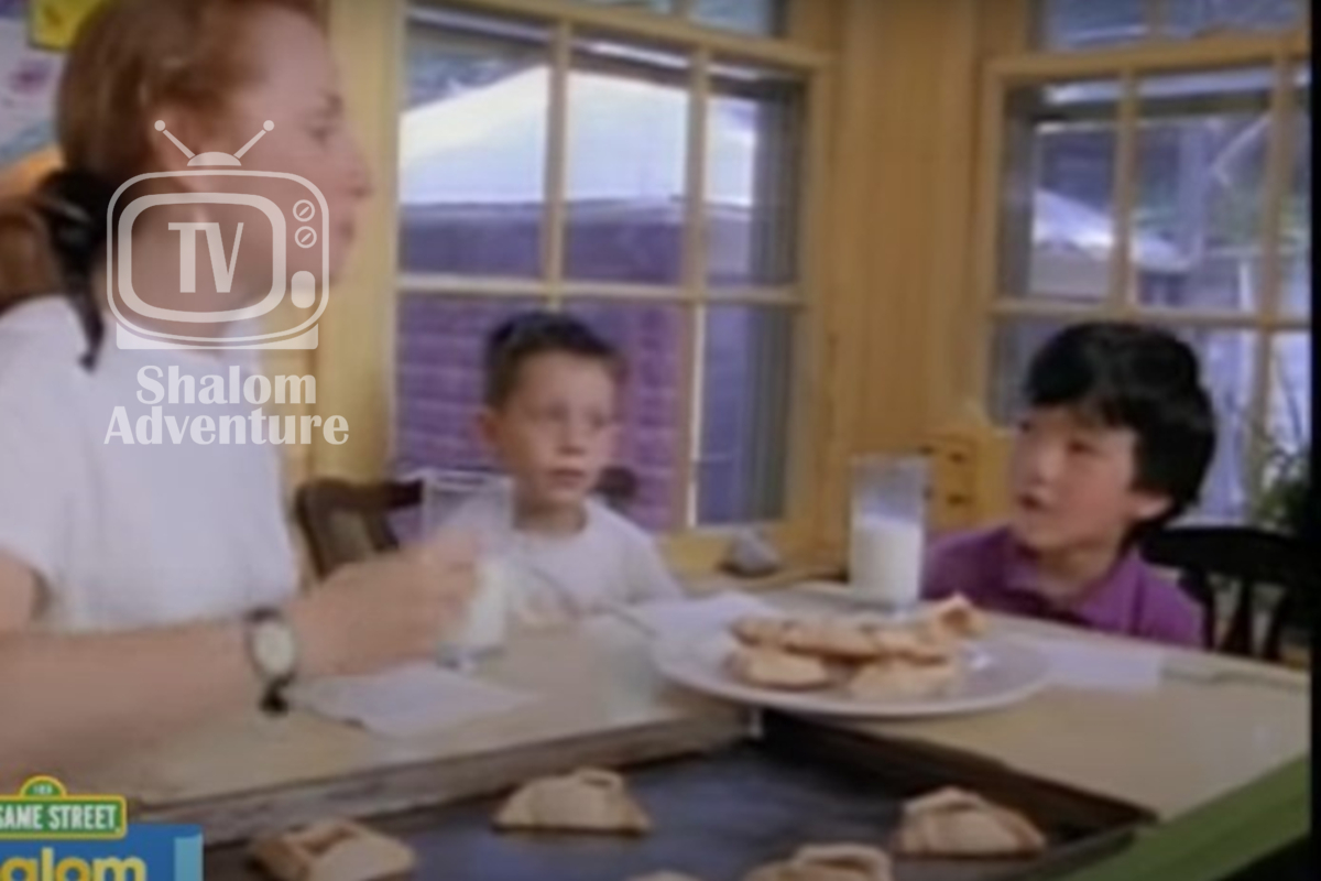 Shalom Sesame: Making Hamentaschen - Shalom Adventure Magazine